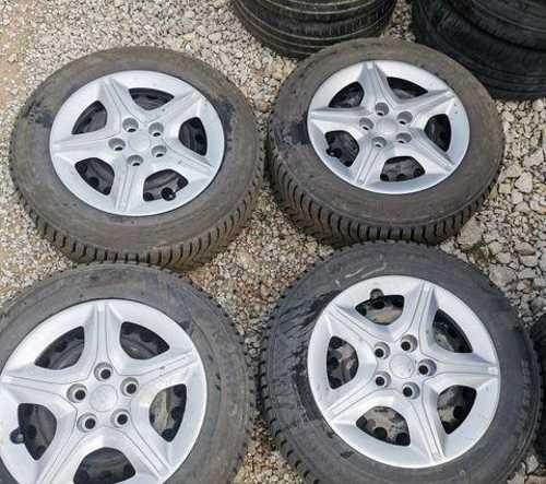 205/65 R16 Kumho WinterCraft ice Wi31+ Зима Штампо