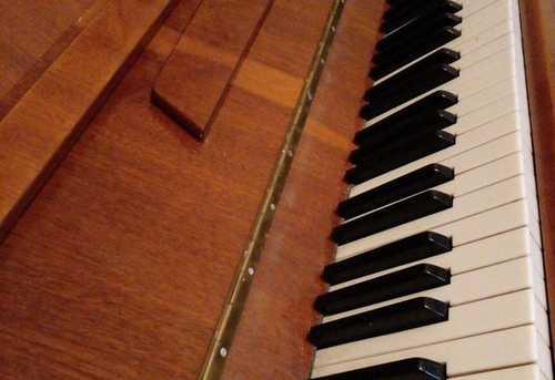 Пианино фортепиано Sverdlovsk