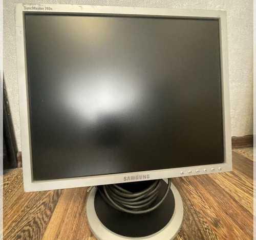 Монитор 17" samsung sync master 740n