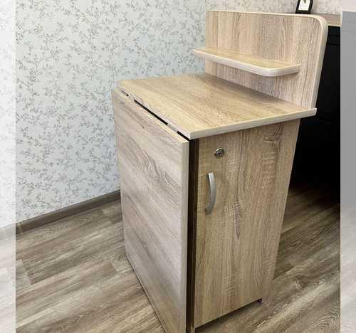 Продам стол маникюрный складной