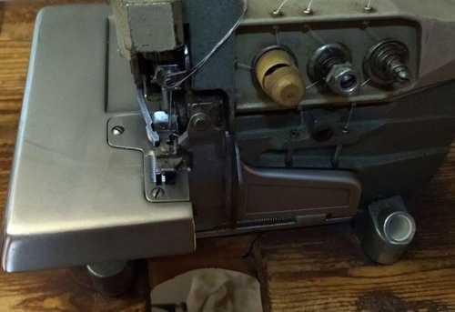 Промышленный Оверлок для швейной машины