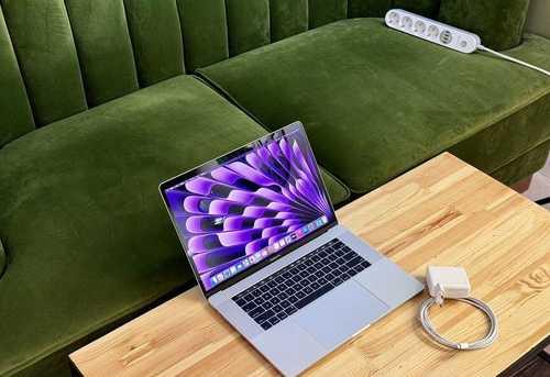 Самый последний MacBook Pro 15 Retina
