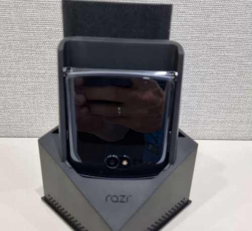 Motorola razr 5g