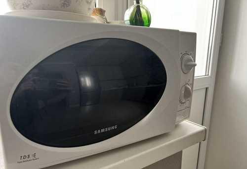 Микроволновая печь Samsung б/у