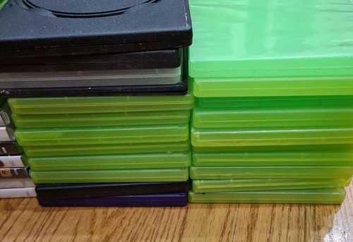 Пустые коробки от дисков Xbox 360 35 штук