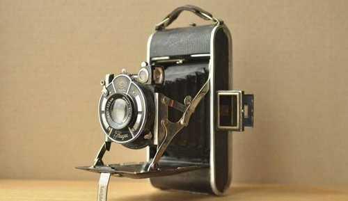 Ретро фотоаппарат Ihagee, 1930-е