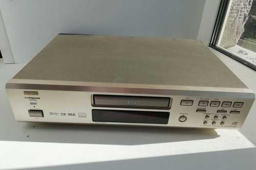 Denon DVD - 2200