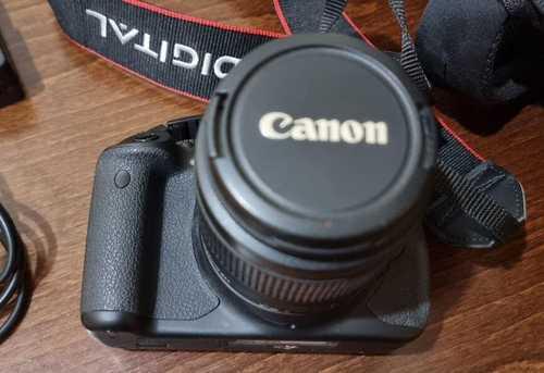 Зеркальный фотоаппарат Canon 650d kit
