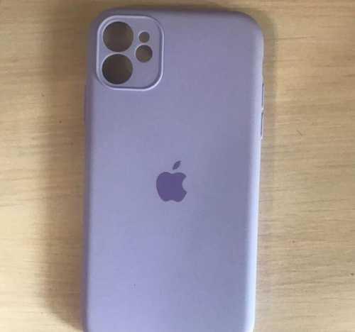 Чехол на iPhone 11