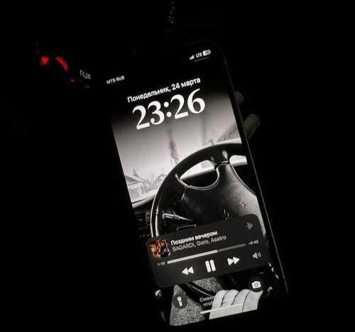 iPhone 12, 64 ГБ