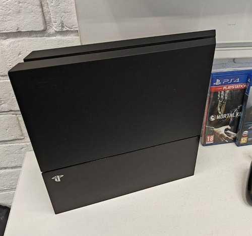 Игровые приставки Sony Playstation 4 500GB (CUH-1008A)