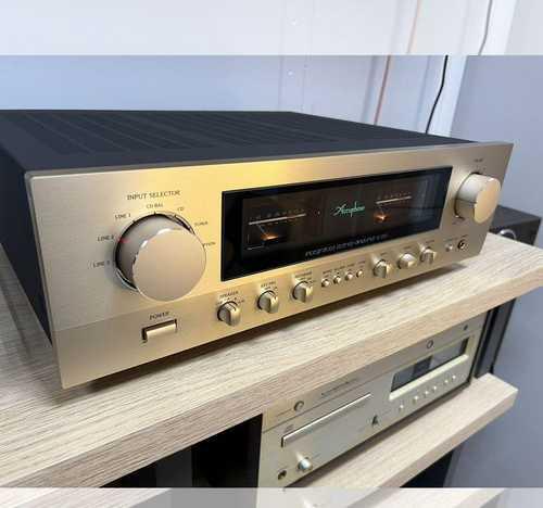 Accuphase e-250