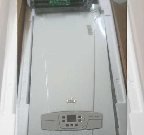 Газовый котел двухконтурный baxi