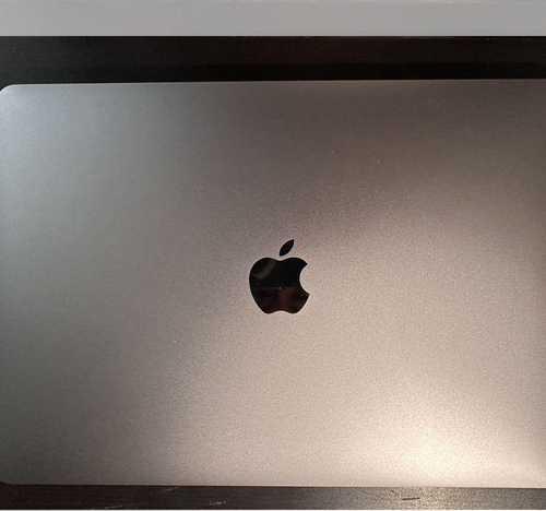 Macbook Pro 13 2020 i5 16gb RAM 256gb SSD 431 цикл