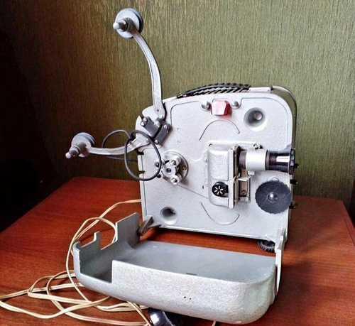 Кинопроектор Луч-2, СССР