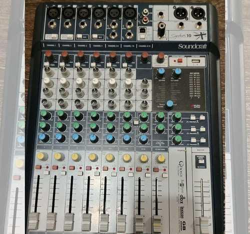 Микшерный пульт Soundcraft Signature 10