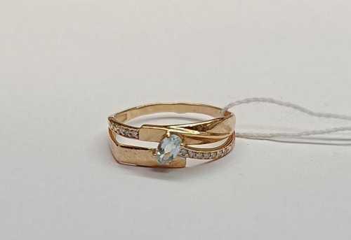 Золотое кольцо с бриллиантами и топазом 17,5