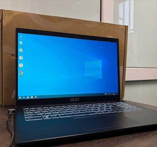 Ноутбук MSI MS-15HK