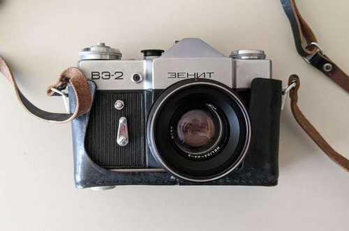 Плёночный фотоаппарат Зенит вэ-2
