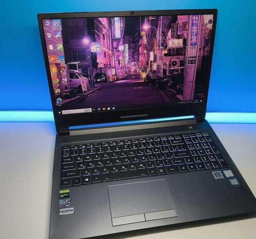 Ноутбук для игр: i7, GTX1650, 16GB, 256GB
