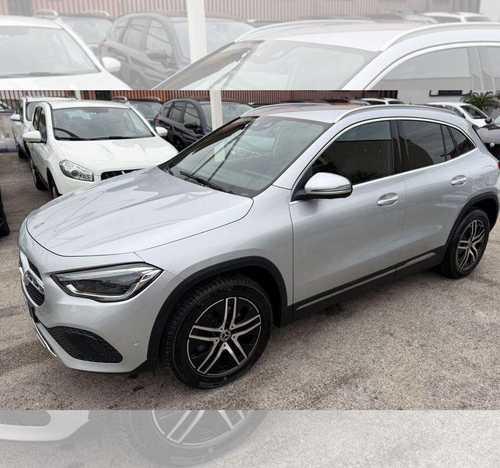 В разборе Mercedes-benz GLA H247