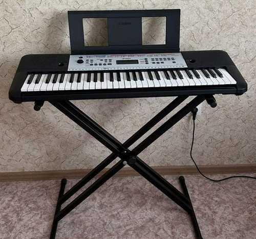 Синтезатор Yamaha YPT-260