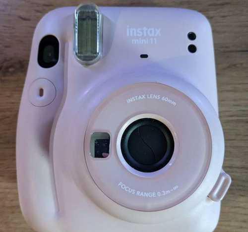 Пленочный фотоаппарат Instax mini 11