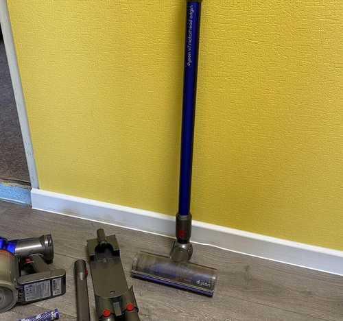 Пылесос dyson v7