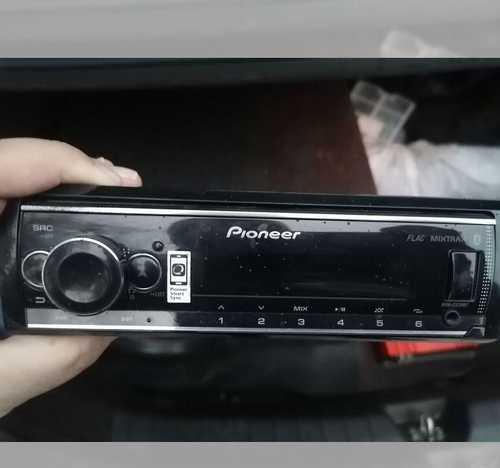 Продам магнитолу pioneer mvh 520 bt