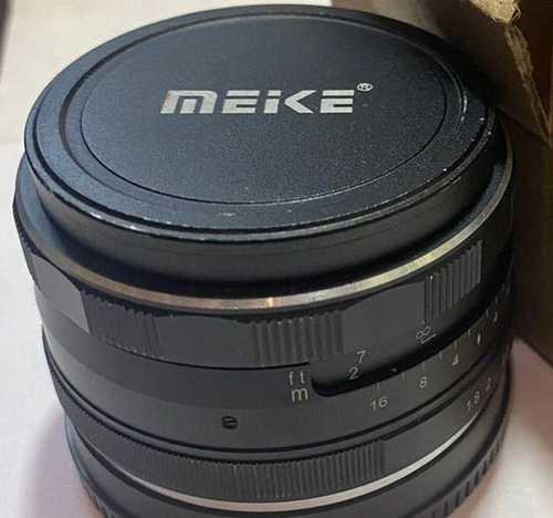 Объектив meike 25mm f1.8 sony e