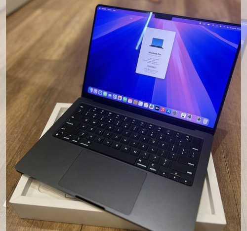 Macbook pro 14 m3pro 18gb 512gb