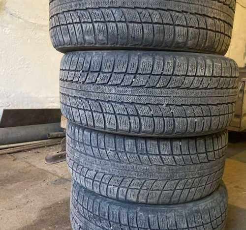 Triangle Snowlink PL02 225/50 R17