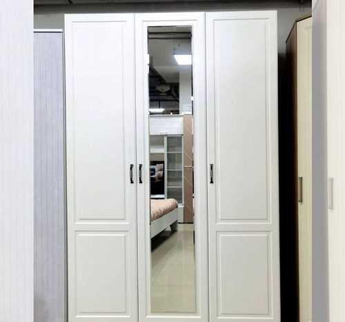 Шкаф комбинированный с зеркалом 150 см