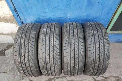 Toyo Tranpath LuII 245/45 R19