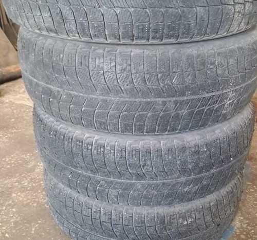 Michelin 4X4 A/T 195/65 R15