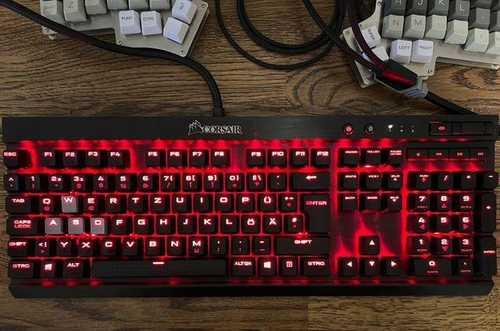 Клавиатура Corsair K70 Lux Red