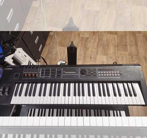 Синтезатор yamaha mx-61