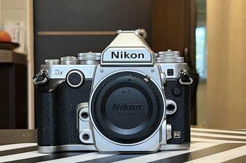 Nikon DF Body пробег 7 000 кадров Silver