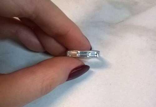 Серебряное кольцо с топазом, комплект