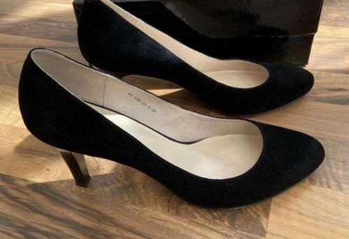 Туфли натуральная замша 39 размер черные