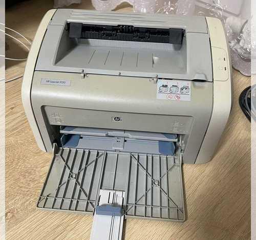 Принтер HP laserjet 1020