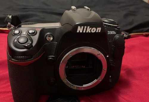 Зеркальный фотоаппарат nikon D300S