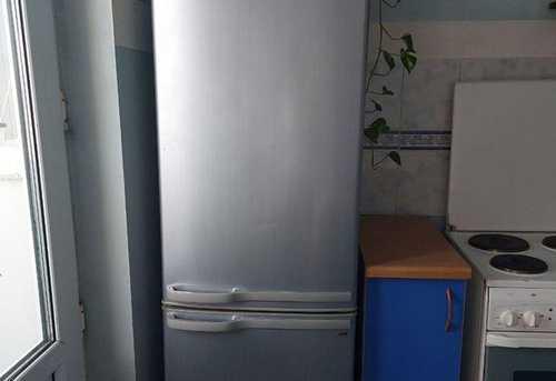 Двухкамерный холодильник samsung RL28fbsw