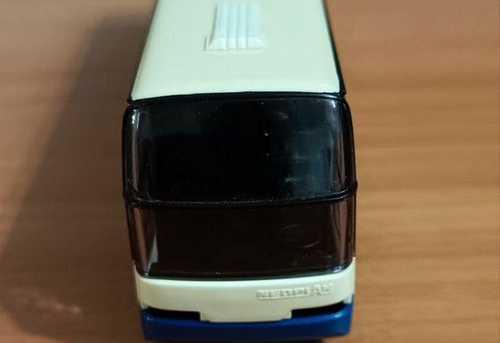 Коллекционный автобус маштаб модели 1:87