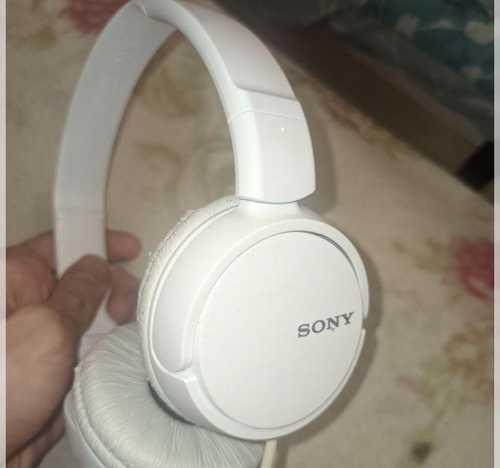 Наушники Sony