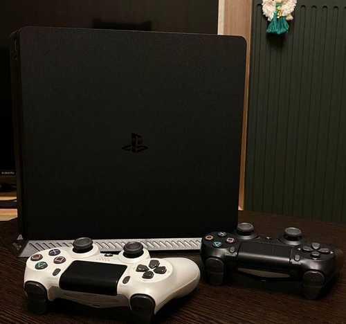 Playstation 4 slim   2 джойстика
