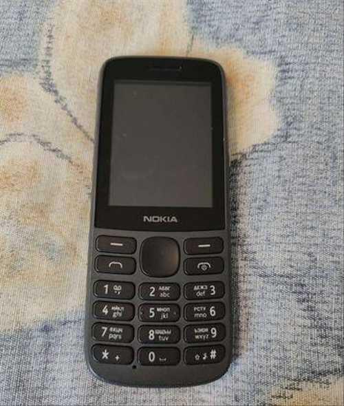 Мобильный телефон Nokia 215 4G Dual