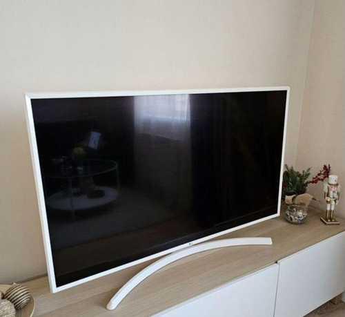 Телевизор LG 49UK6390PLG, 4K Ultra HD, белый