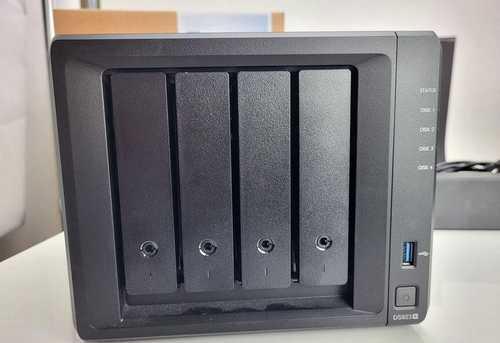 Сетевое хранилище Synology DS923+ \ Комплект