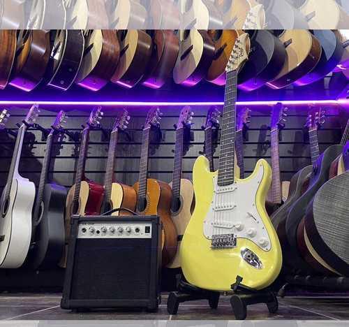 Электрогитара Stratocaster   Комбоусилитель 20вт